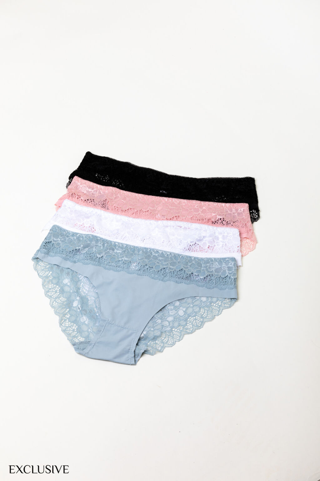 Pack Lucy de 4 Slips Confort Invisible en Lycra avec Dentelle - Noir à ...